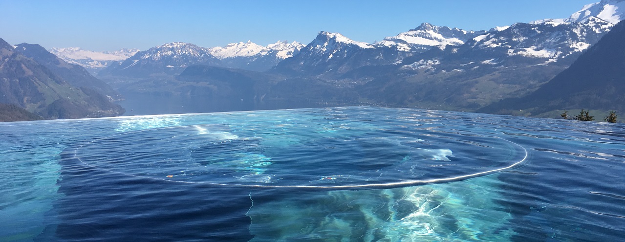 Top 10 schönste Infinity Pools in den Alpen ⭐