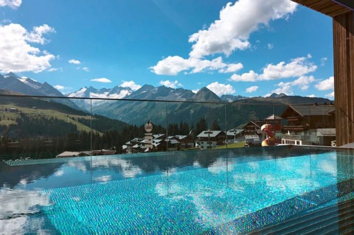 Top 10 schönste Infinity Pools in den Alpen ⭐